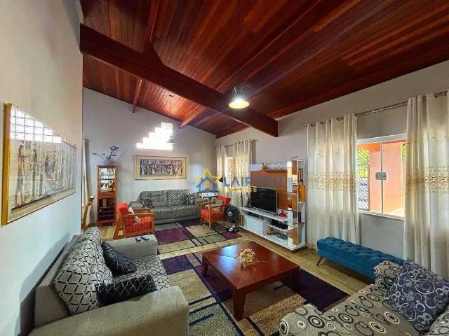 Casa / Sobrado para Venda em Atibaia/SP Alvinópolis 4 Quartos