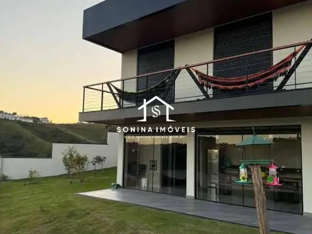 Casa / Sobrado para Venda em Atibaia/SP Alvinópolis 4 Quartos