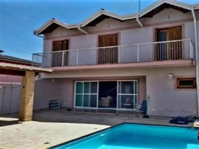 Casa / Sobrado para Venda em Atibaia/SP Jardim Maristela 4 Quartos