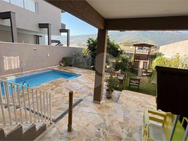 Casa / Sobrado para Venda em Atibaia/SP Jardim Maristela 3 Quartos
