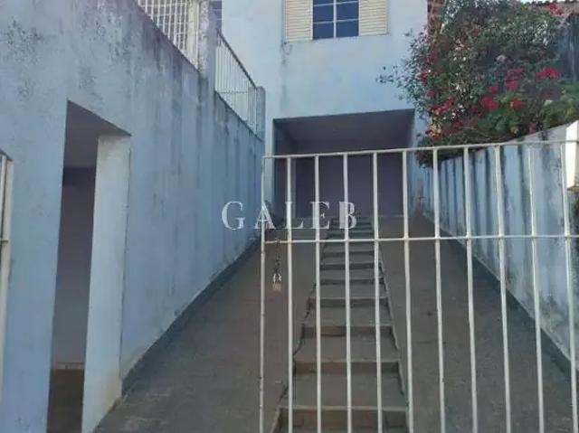 Casa / Sobrado para Venda em Atibaia/SP Jardim Alvinópolis 3 Quartos