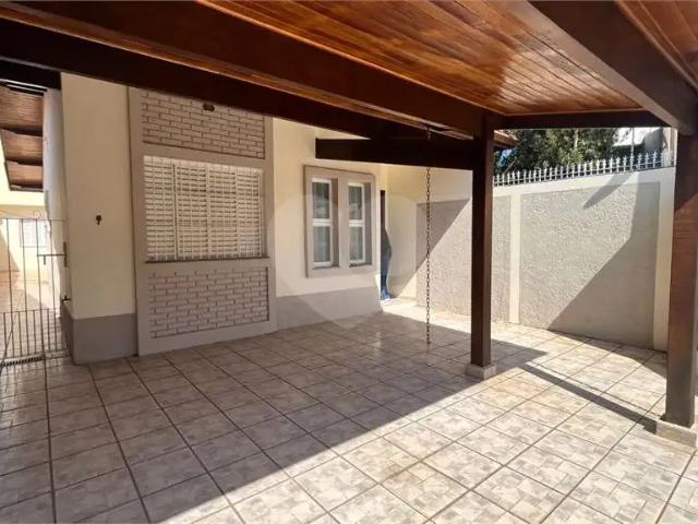 Casa / Sobrado para Venda em Atibaia/SP Jardim Alvinópolis 4 Quartos