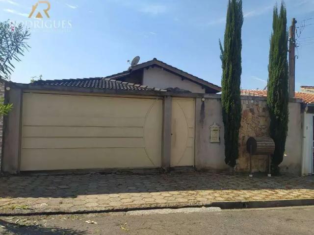 Casa / Sobrado para Venda em Atibaia/SP Jardim das Cerejeiras 3 Quartos
