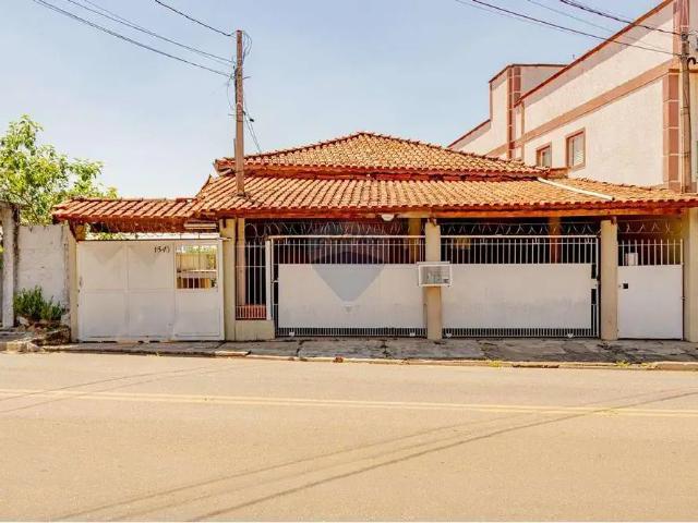 Casa / Sobrado para Venda em Atibaia/SP Jardim das Cerejeiras 6 Quartos
