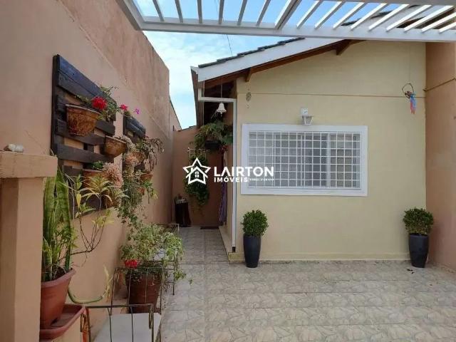 Casa / Sobrado para Venda em Atibaia/SP Jardim das Palmeiras 3 Quartos