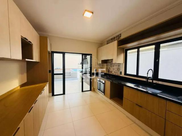 Casa / Sobrado para Venda em Atibaia/SP Jardim do Lago 3 Quartos