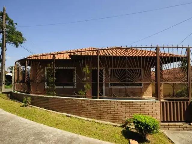 Casa / Sobrado para Venda em Atibaia/SP Jardim dos Pinheiros 3 Quartos