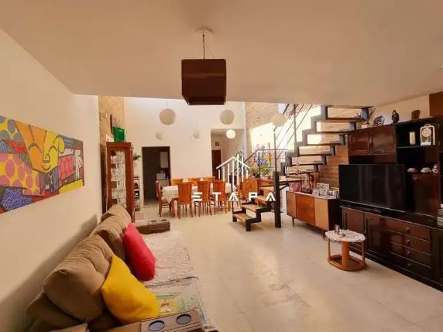 Casa / Sobrado para Venda em Atibaia/SP Jardim Floresta 3 Quartos