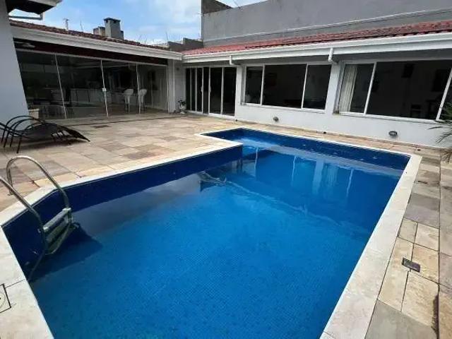 Casa / Sobrado para Venda em Atibaia/SP Jardim Itaperi 4 Quartos