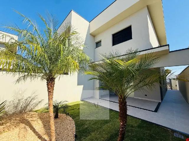Casa / Sobrado para Venda em Atibaia/SP Jardim Jaraguá 3 Quartos