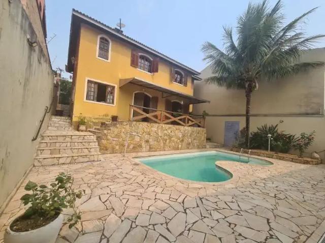 Casa / Sobrado para Venda em Atibaia/SP Jardim Paulista 4 Quartos