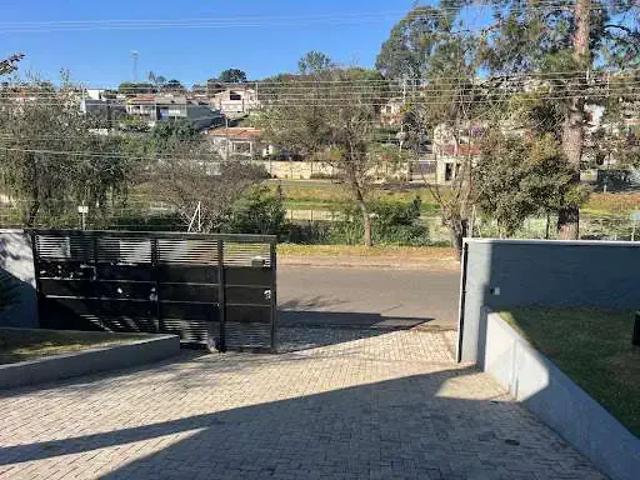Casa / Sobrado para Venda em Atibaia/SP Jardim Paulista 4 Quartos