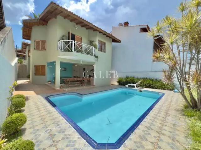 Casa / Sobrado para Venda em Atibaia/SP Jardim Paulista 4 Quartos