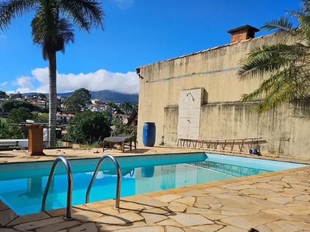 Casa / Sobrado para Venda em Atibaia/SP Jardim Paulista 5 Quartos