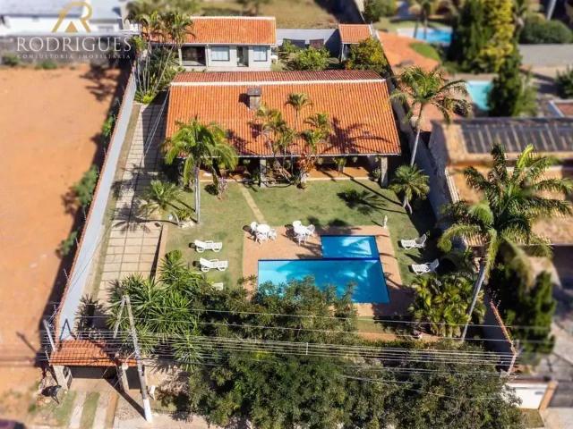 Casa / Sobrado para Venda em Atibaia/SP Jardim São Nicolau 4 Quartos