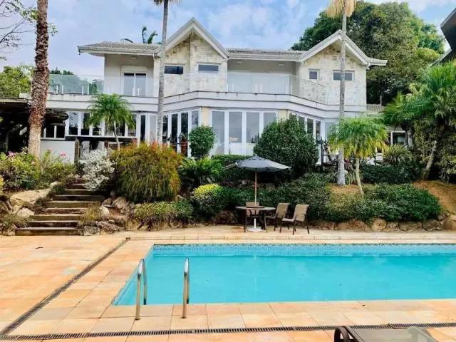 Casa / Sobrado para Venda em Atibaia/SP Jardim São Nicolau 5 Quartos