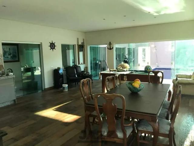 Casa / Sobrado para Venda em Atibaia/SP Loteamento Jardim Morumbi 5 Quartos