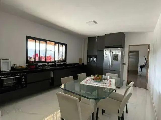 Casa / Sobrado para Venda em Atibaia/SP Loteamento Jardim Morumbi 3 Quartos