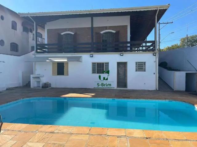 Casa / Sobrado para Venda em Atibaia/SP Loteamento Loanda 4 Quartos