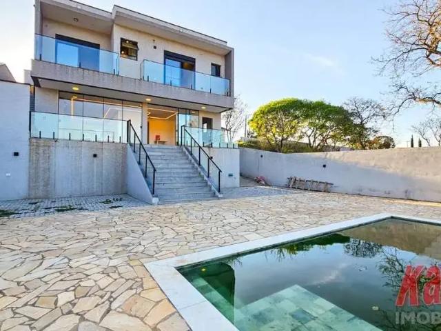 Casa / Sobrado para Venda em Atibaia/SP Nova Gardênia 4 Quartos