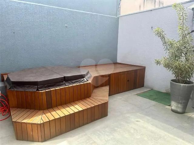 Casa / Sobrado para Venda em Atibaia/SP Nova Gardênia 4 Quartos