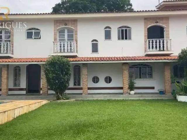 Casa / Sobrado para Venda em Atibaia/SP Nova Gardênia 3 Quartos