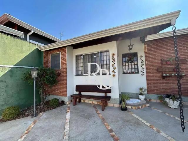 Casa / Sobrado para Venda em Atibaia/SP Nova Gardênia 3 Quartos
