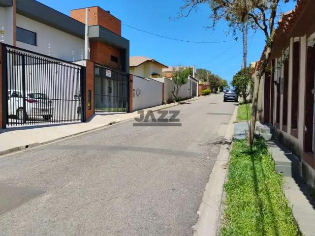 Casa / Sobrado para Venda em Atibaia/SP Nova Gardênia 3 Quartos