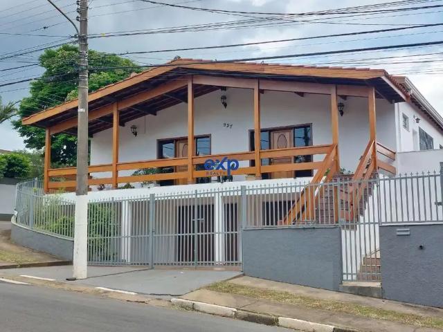 Casa / Sobrado para Venda em Atibaia/SP Samambaia Parque Residencial 3 Quartos