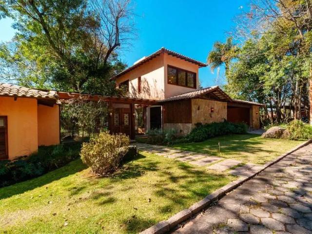 Casa / Sobrado para Venda em Atibaia/SP Portão 3 Quartos