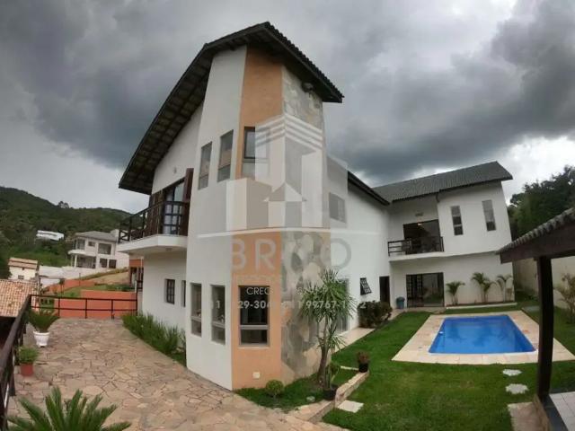 Casa / Sobrado para Venda em Atibaia/SP Portão 4 Quartos