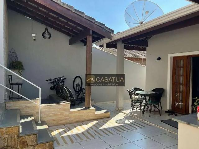 Casa / Sobrado para Venda em Atibaia/SP Retiro das Fontes 3 Quartos