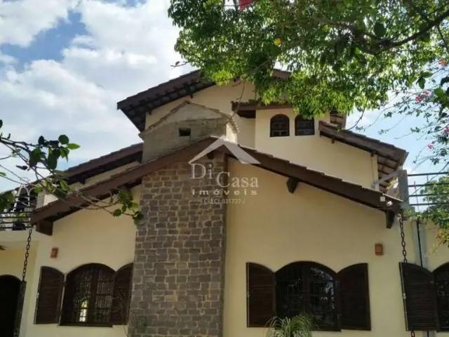 Casa / Sobrado para Venda em Atibaia/SP Retiro das Fontes 6 Quartos