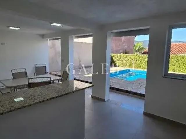 Casa / Sobrado para Venda em Atibaia/SP Recreio Maristela 4 Quartos