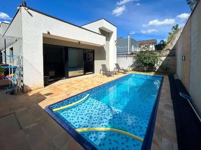 Casa / Sobrado para Venda em Atibaia/SP Rio Abaixo 3 Quartos