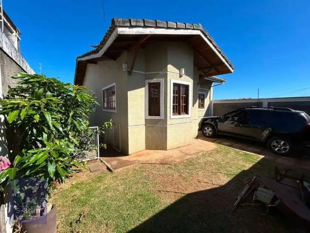Casa / Sobrado para Venda em Atibaia/SP Tanque 3 Quartos