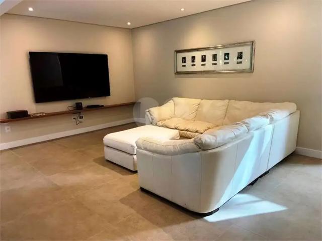Casa / Sobrado para Venda em Atibaia/SP Tanque 3 Quartos