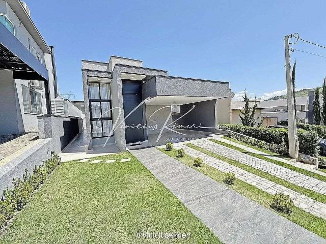 Casa / Sobrado para Venda em Atibaia/SP Terras de Atibaia 3 Quartos
