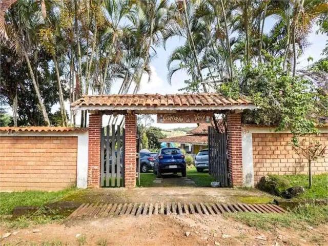 Casa / Sobrado para Venda em Atibaia/SP Vitória Régia 3 Quartos