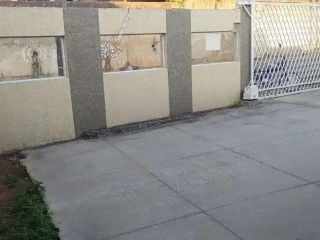 Casa / Sobrado para Venda em Atibaia/SP Vila Thais 5 Quartos