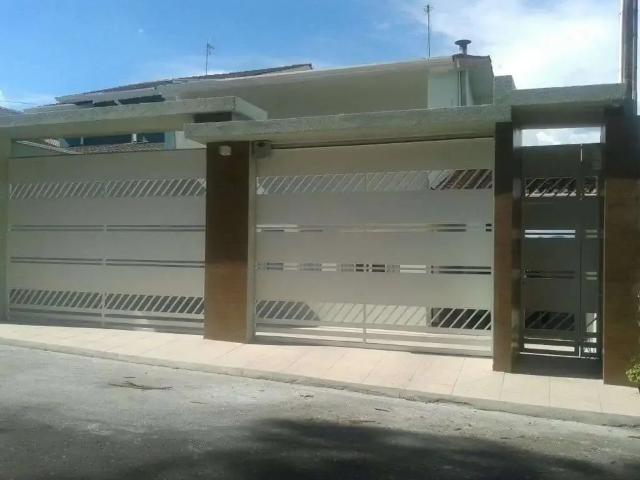 Casa / Sobrado para Venda em Atibaia/SP Vila Esperia ou Giglio 4 Quartos