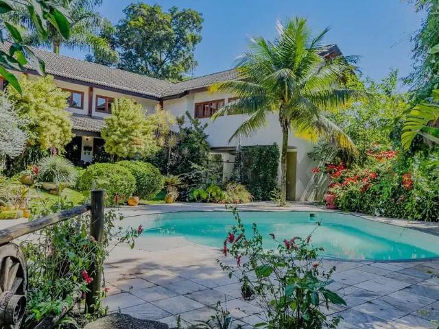 Casa / Sobrado para Venda em Atibaia/SP Vila Esperia ou Giglio 6 Quartos