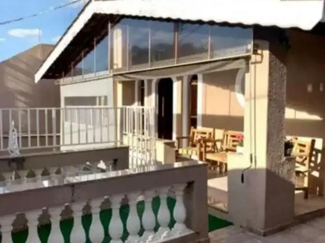 Casa / Sobrado para Venda em Atibaia/SP Vila Gardênia 3 Quartos