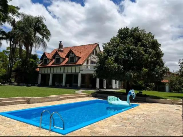 Casa / Sobrado para Venda em Atibaia/SP Vila Giglio 7 Quartos