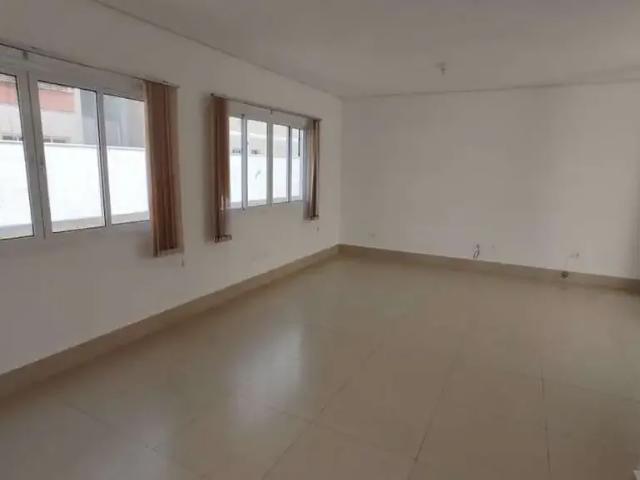 Casa / Sobrado para Venda em Atibaia/SP Vila Loanda 3 Quartos