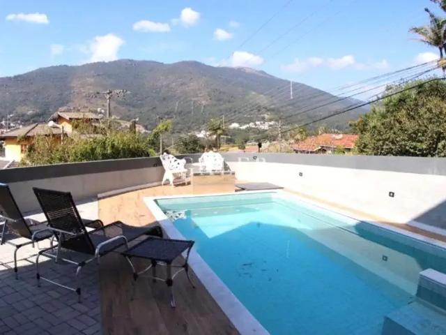 Casa / Sobrado para Venda em Atibaia/SP Vila Petrópolis 3 Quartos