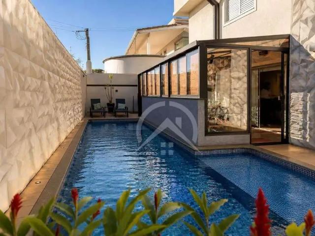 Casa / Sobrado para Venda em Atibaia/SP Vila Petrópolis 3 Quartos