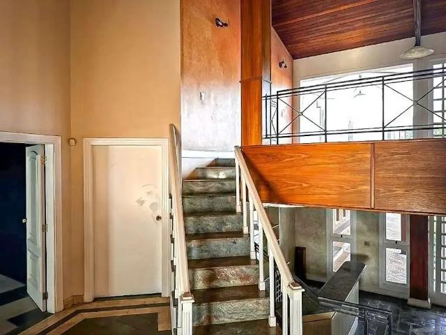 Casa / Sobrado para Venda em Atibaia/SP Vila Petrópolis 4 Quartos