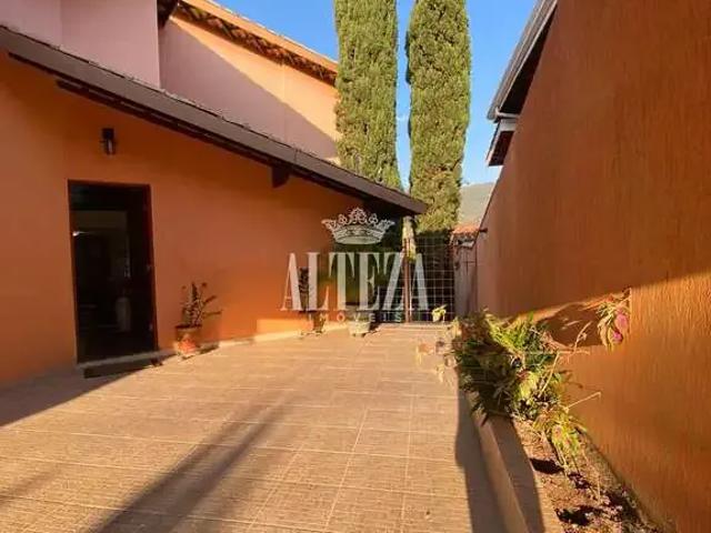 Casa / Sobrado para Venda em Atibaia/SP Vila Petrópolis 4 Quartos