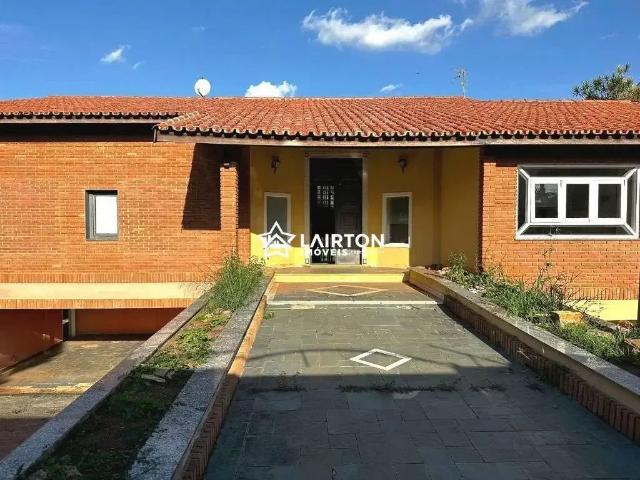 Casa / Sobrado para Venda em Atibaia/SP Vila Petrópolis 4 Quartos